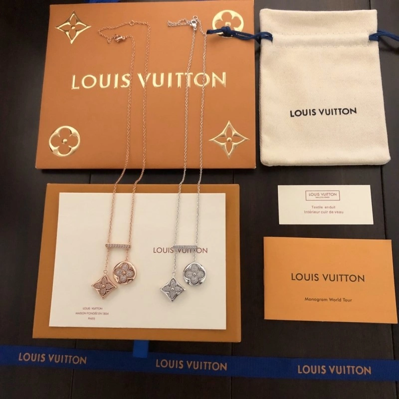 Brand-authenticated Louis Vuitton Necklaces