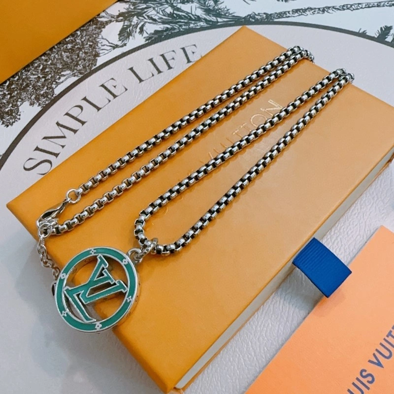 High accuracy Louis Vuitton Necklaces