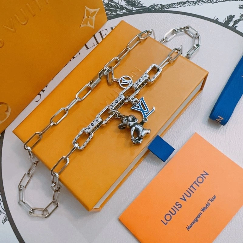 Mirror quality Louis Vuitton Necklaces