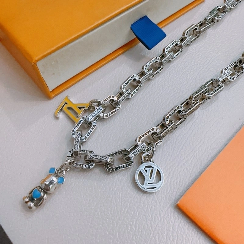 Low-cost Louis Vuitton Necklaces