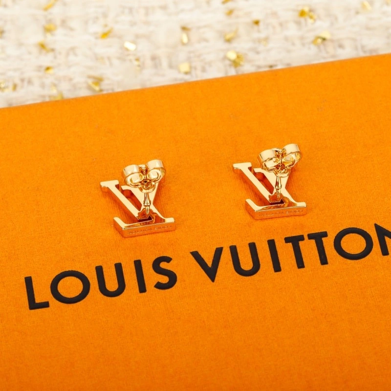 Inexpensive Louis Vuitton Necklaces