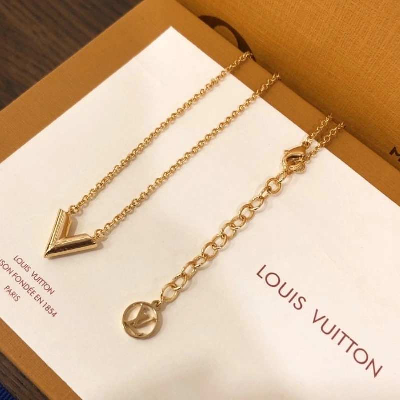 Cut-rate Louis Vuitton Necklaces