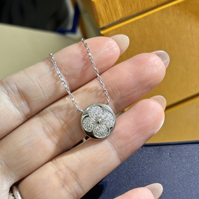 Economical Louis Vuitton Necklaces
