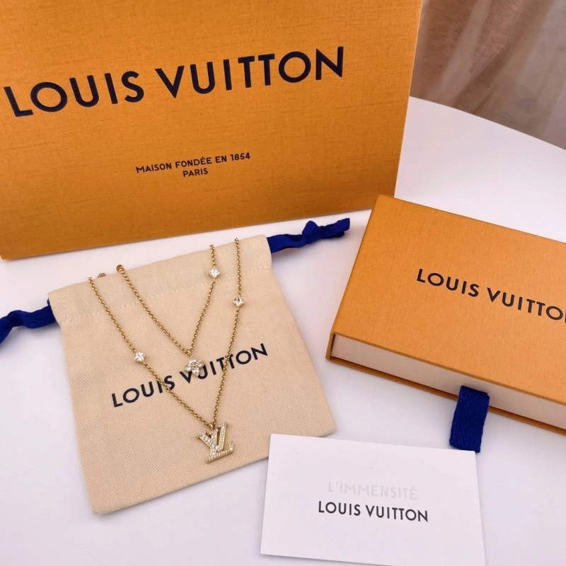 High accuracy Louis Vuitton Necklaces
