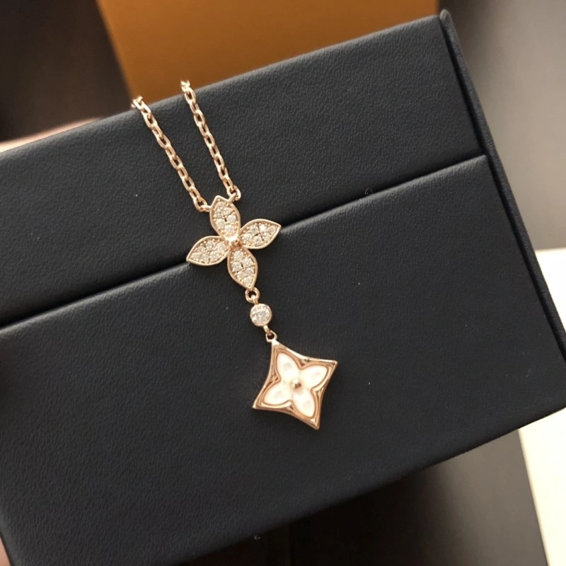Top match Louis Vuitton Necklaces