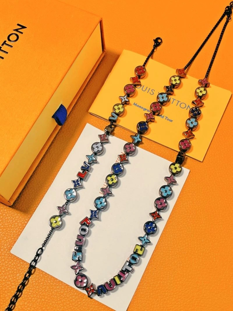Brand-authenticated Louis Vuitton Necklaces