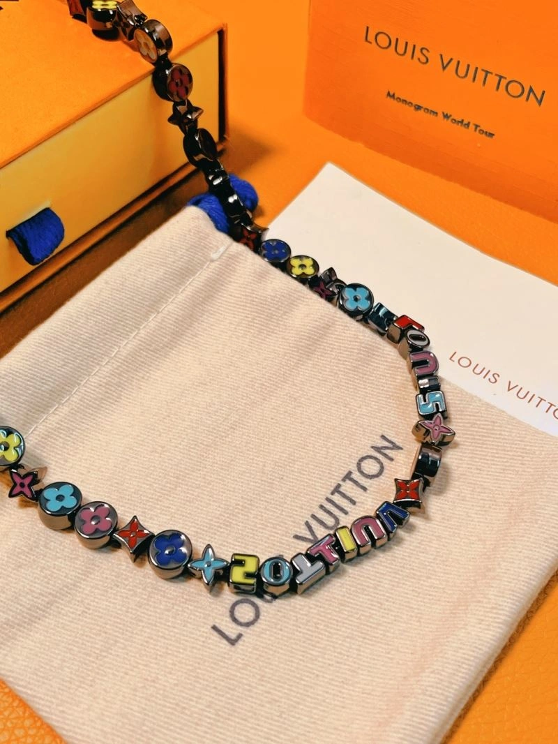 Brand-authenticated Louis Vuitton Necklaces