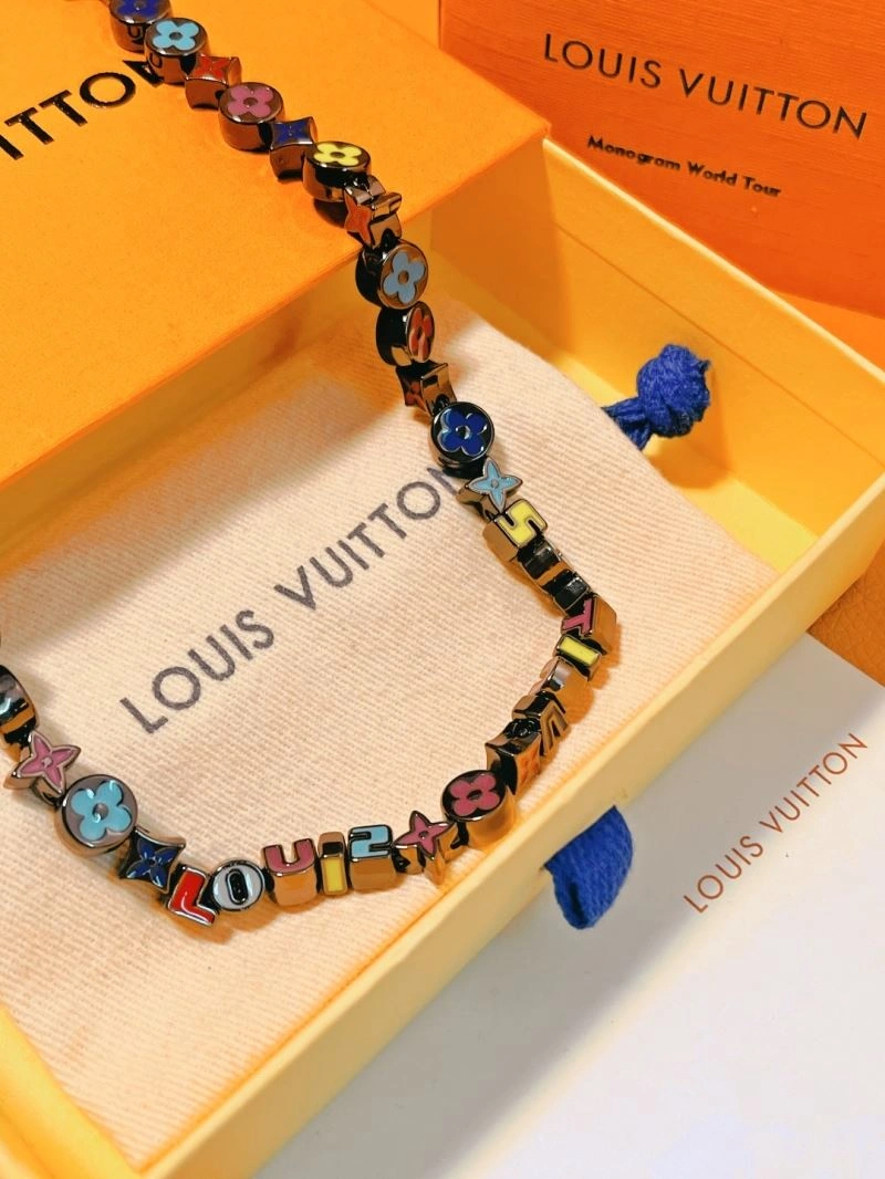 Brand-authenticated Louis Vuitton Necklaces