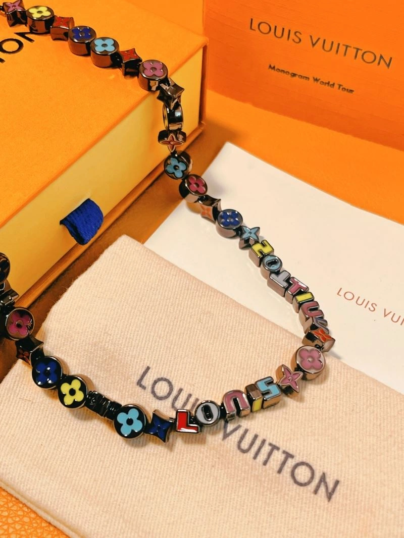 Brand-authenticated Louis Vuitton Necklaces