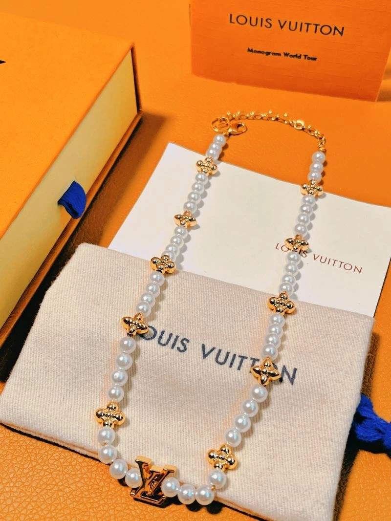 Official Louis Vuitton Necklaces