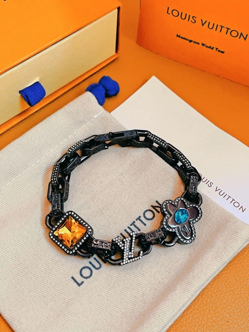 Louis Vuitton Necklaces