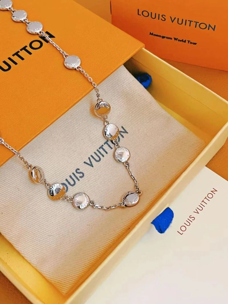 Reasonably priced Louis Vuitton Necklaces