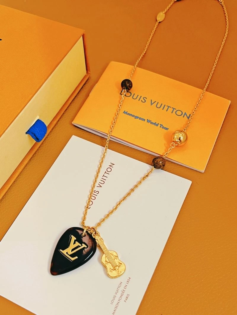 Reasonably priced Louis Vuitton Necklaces