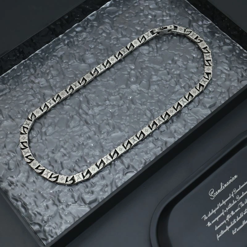 High accuracy Louis Vuitton Necklaces
