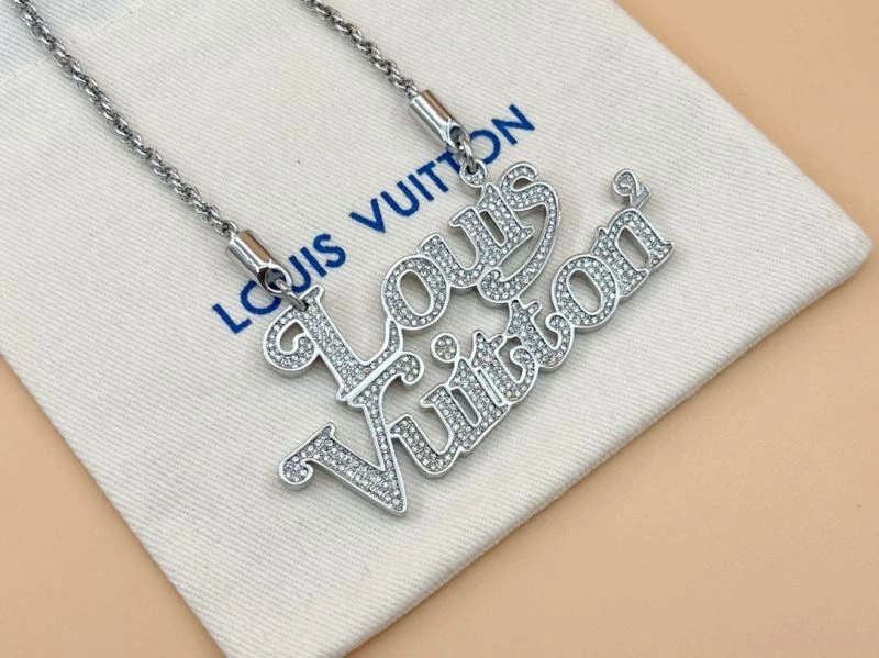 Low-cost Louis Vuitton Necklaces
