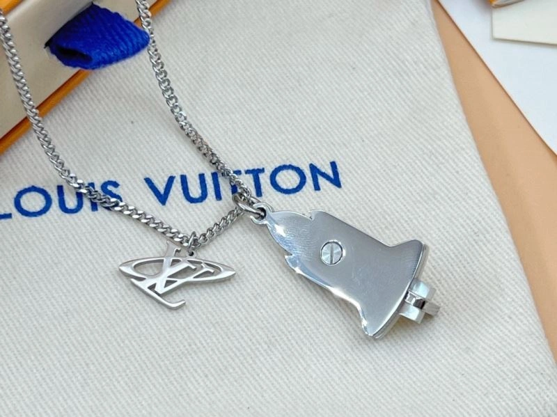 Affordable Louis Vuitton Necklaces