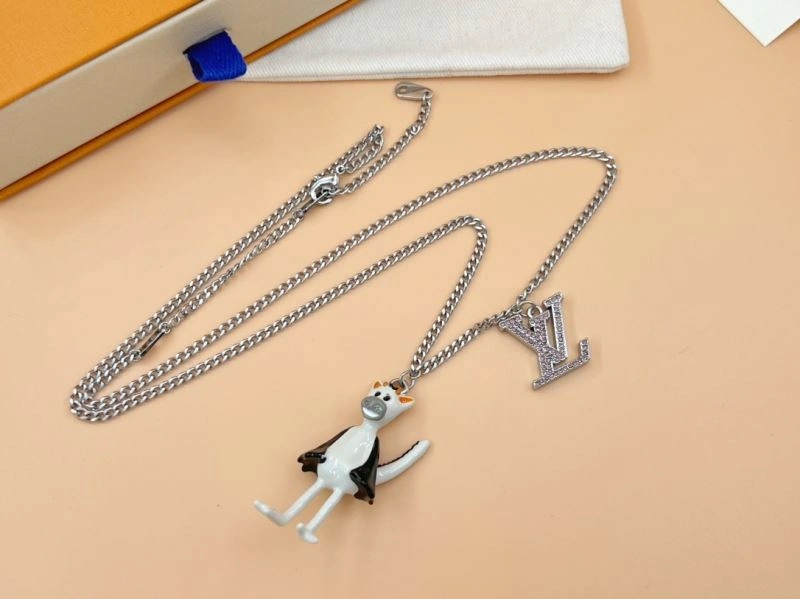 Inexpensive Louis Vuitton Necklaces