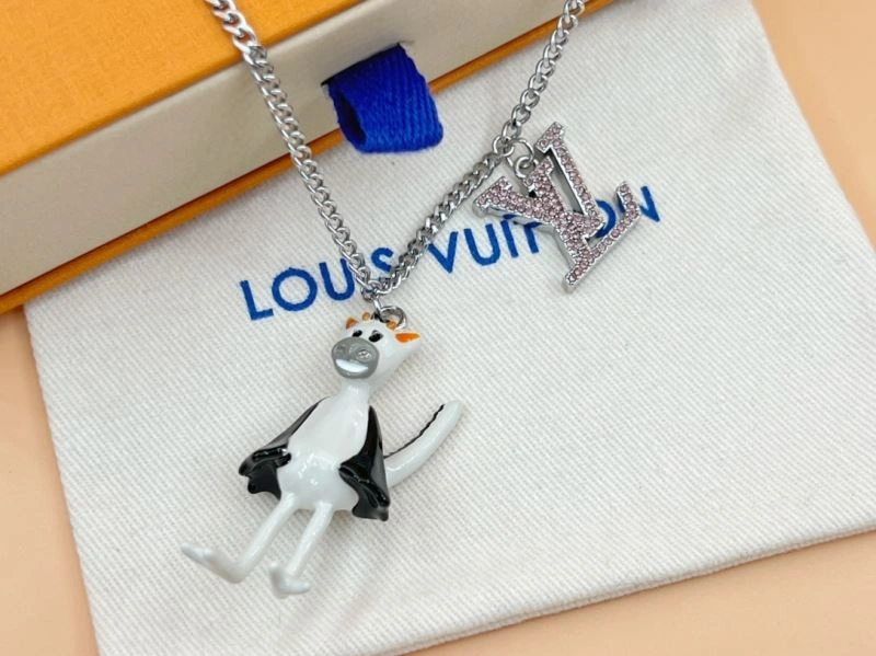 Inexpensive Louis Vuitton Necklaces