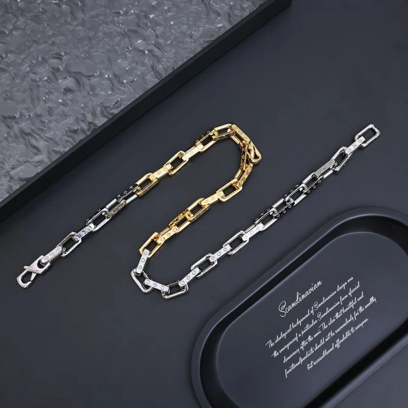 Louis Vuitton Necklaces