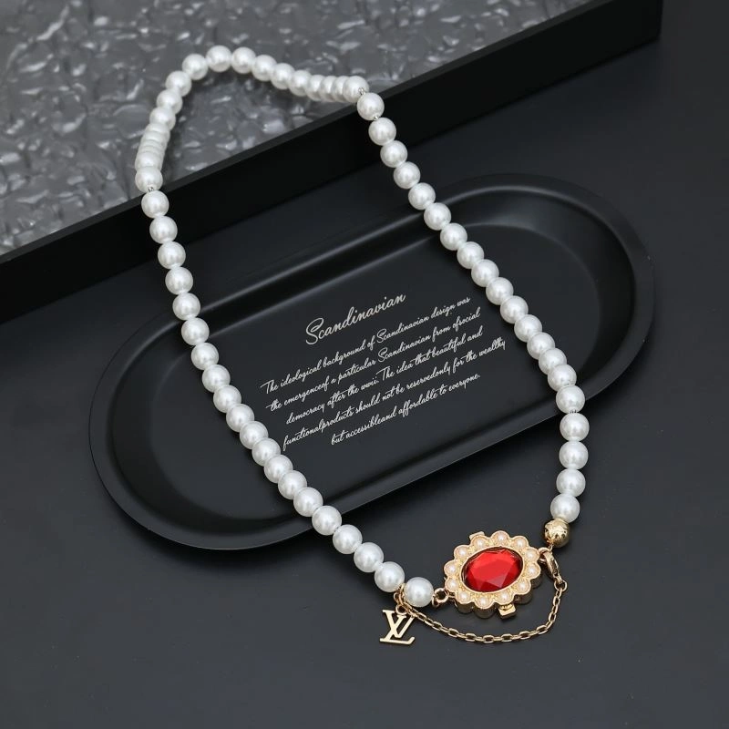 Mirror quality Louis Vuitton Necklaces