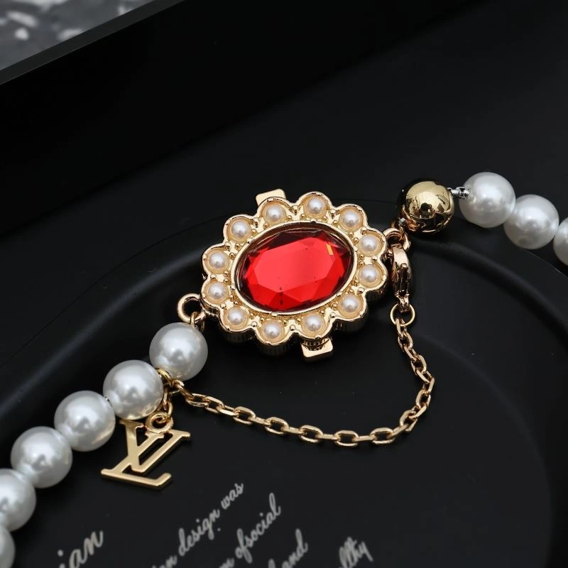 Mirror quality Louis Vuitton Necklaces