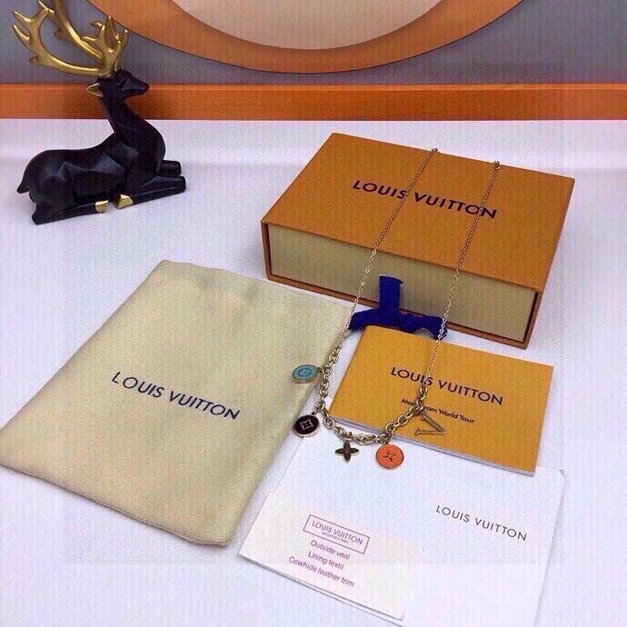 Accurate model Louis Vuitton Necklaces
