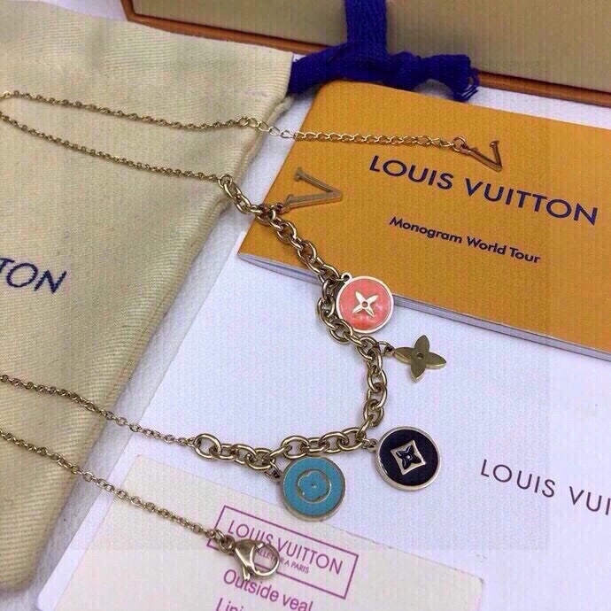 Accurate model Louis Vuitton Necklaces