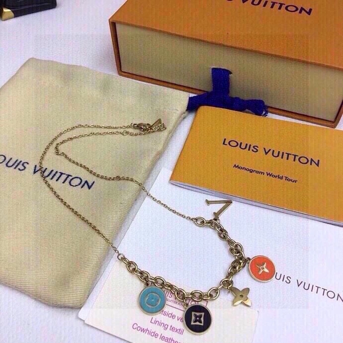 Accurate model Louis Vuitton Necklaces