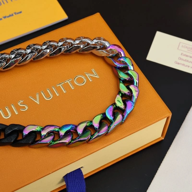 Factory-made Louis Vuitton Necklaces
