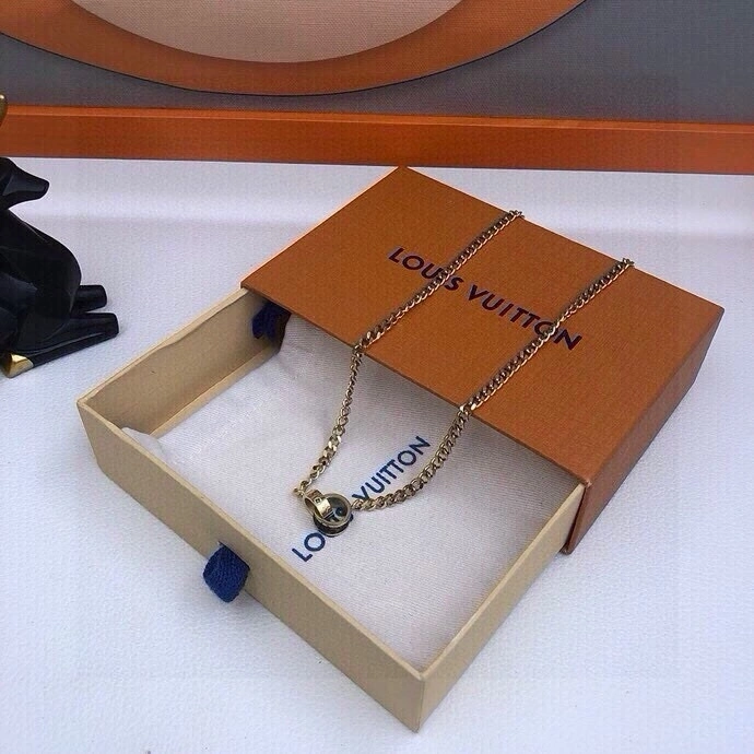 Louis Vuitton Necklaces