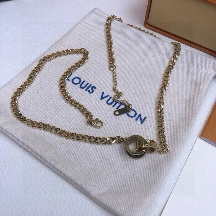 Brand-authenticated Louis Vuitton Necklaces