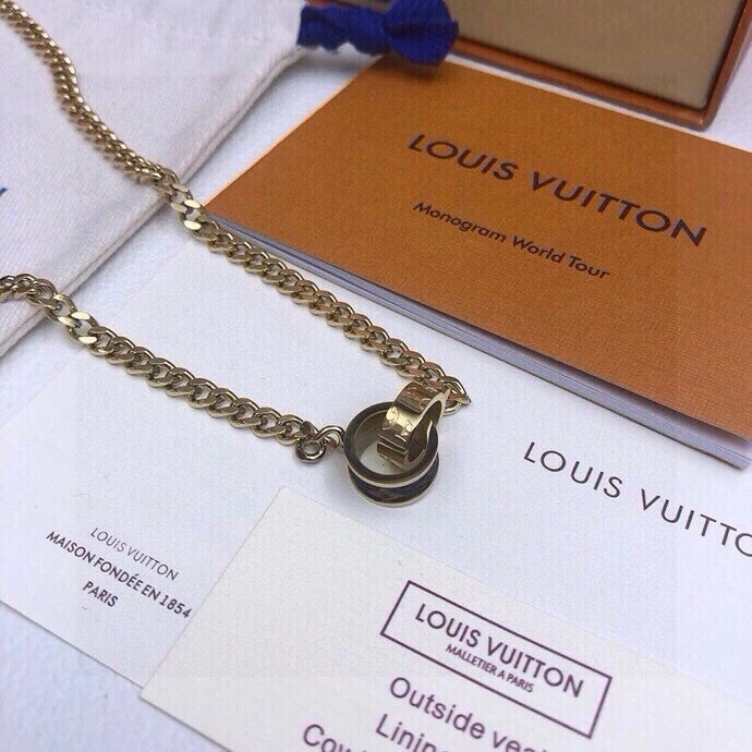 Brand-authenticated Louis Vuitton Necklaces