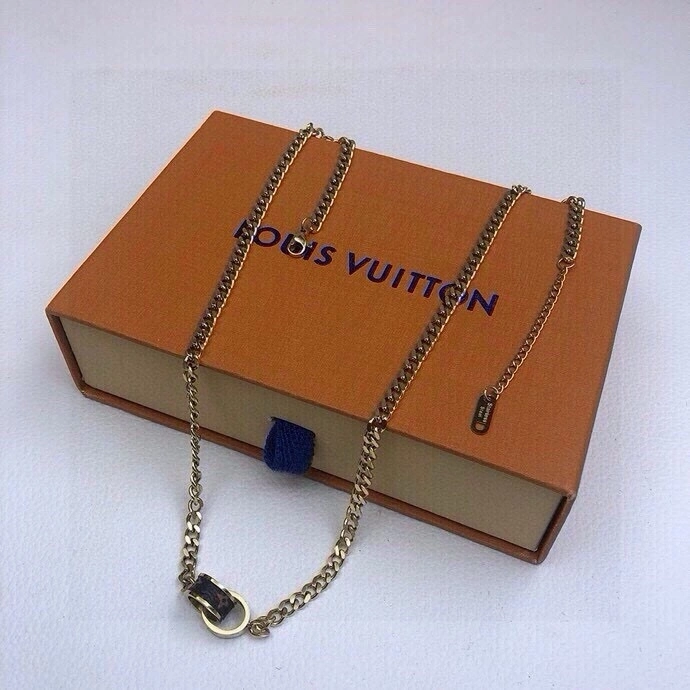 Brand-authenticated Louis Vuitton Necklaces