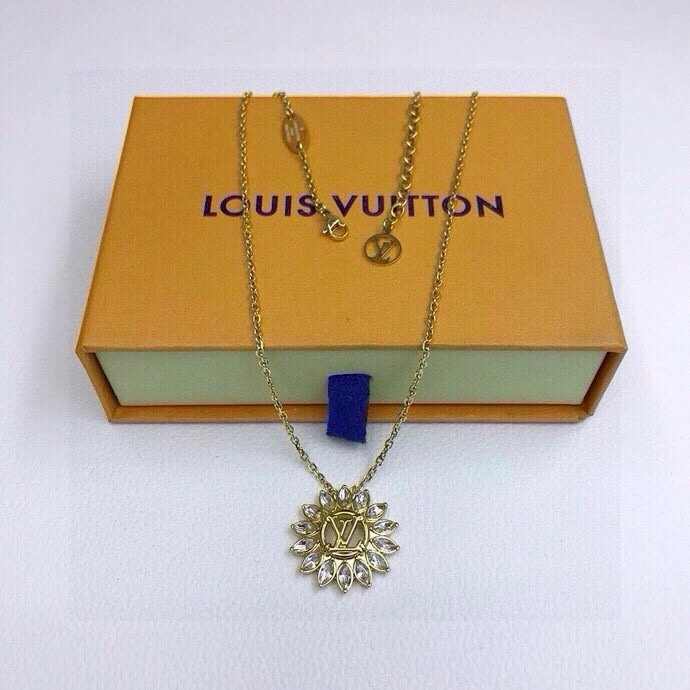 Factory-made Louis Vuitton Necklaces