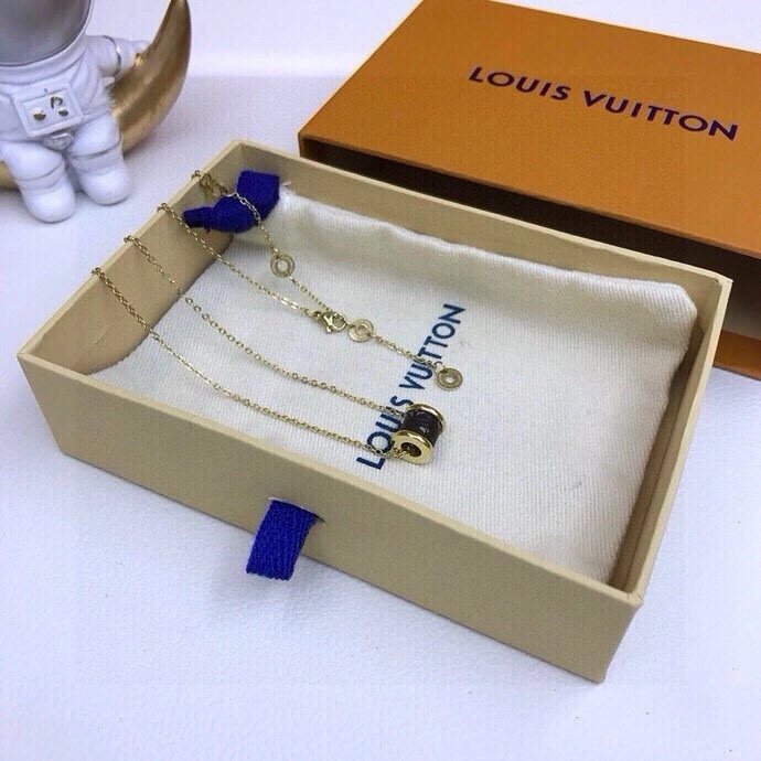 Louis Vuitton Necklaces
