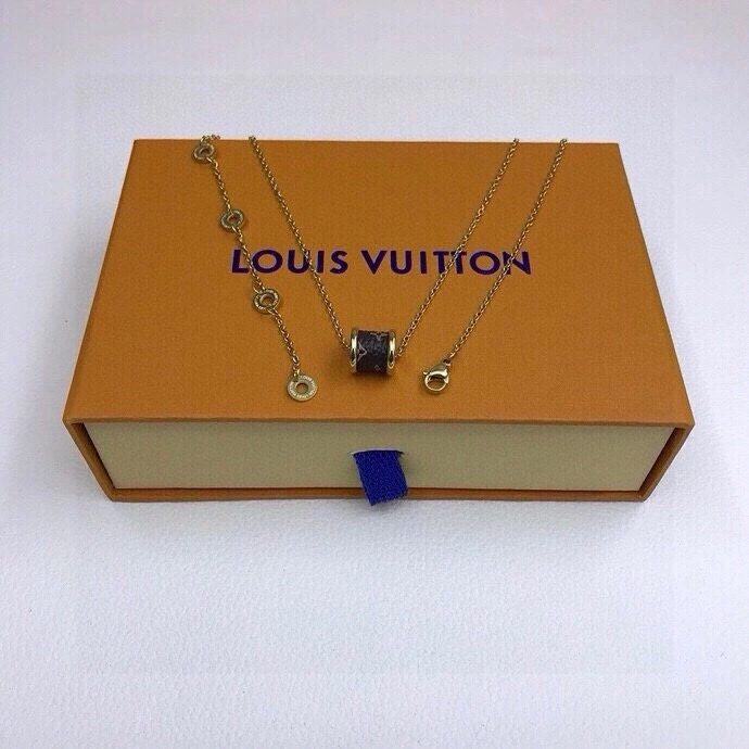 High accuracy Louis Vuitton Necklaces