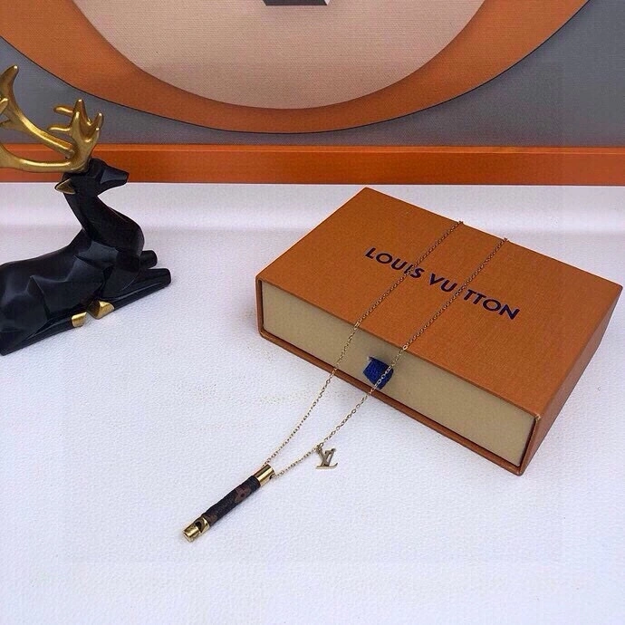 Legit Louis Vuitton Necklaces