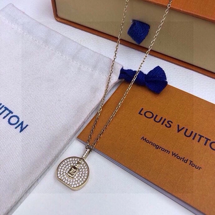 Cut-rate Louis Vuitton Necklaces
