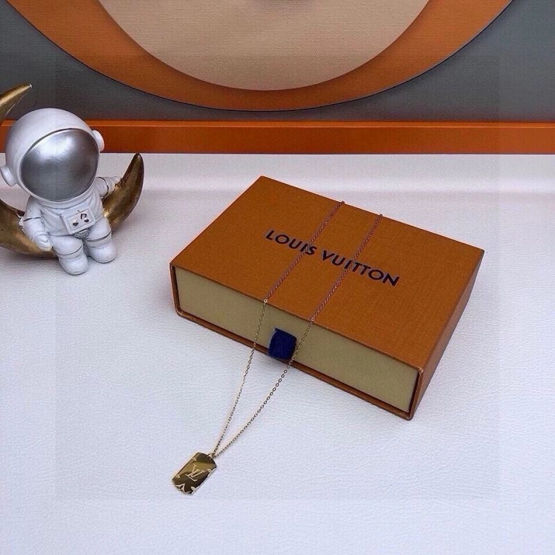 Discounted Louis Vuitton Necklaces