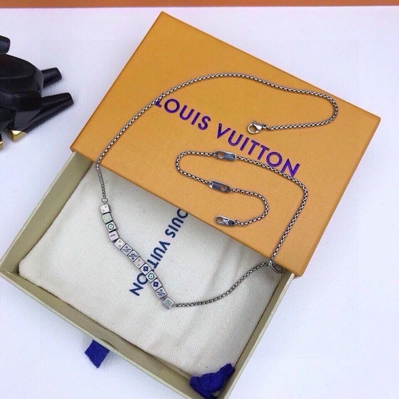 Original Louis Vuitton Necklaces