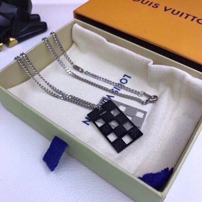 Louis Vuitton Necklaces