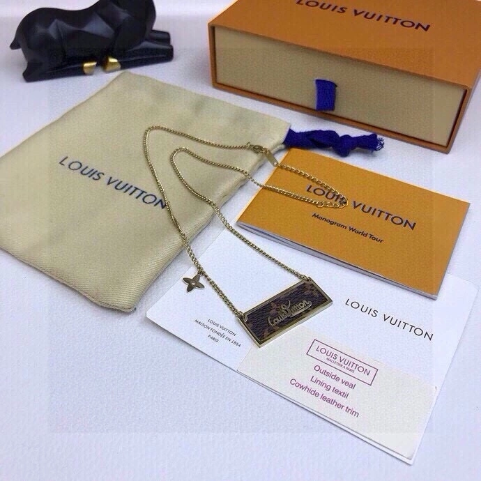 Accurate model Louis Vuitton Necklaces