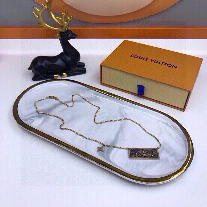Accurate model Louis Vuitton Necklaces
