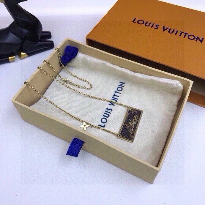 Accurate model Louis Vuitton Necklaces