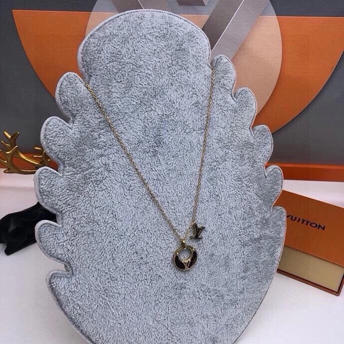 Accurate model Louis Vuitton Necklaces