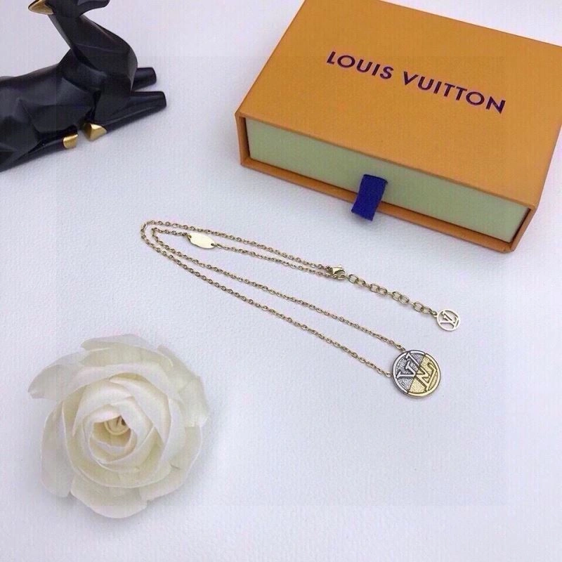 Indistinguishable Louis Vuitton Necklaces