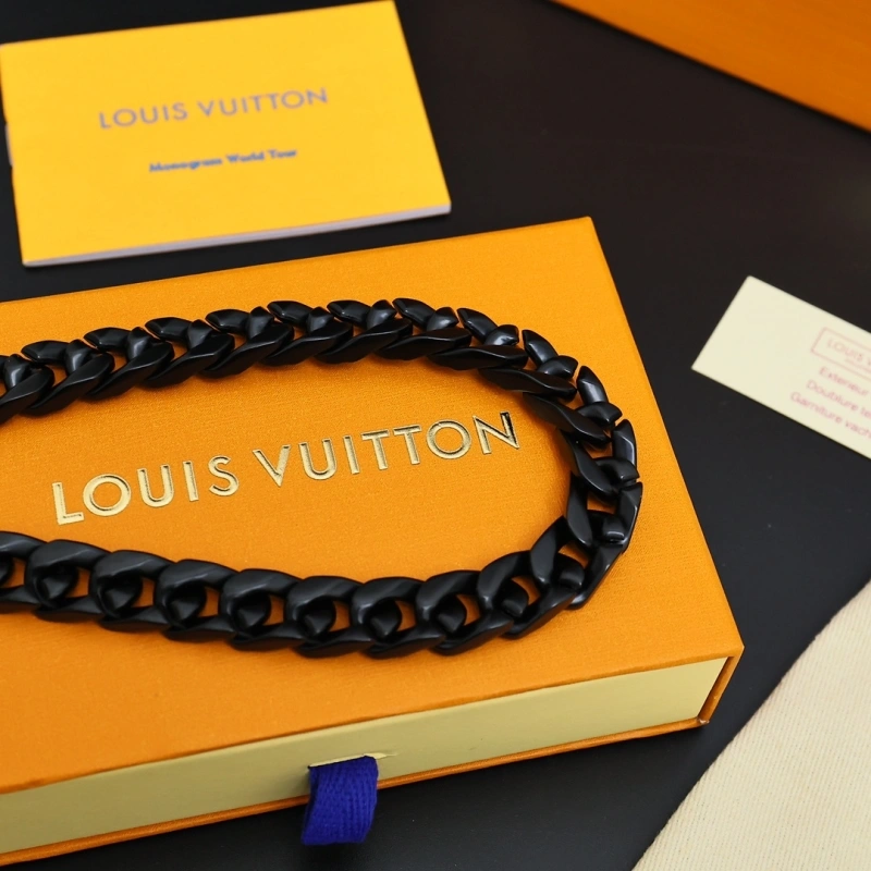 Factory-made Louis Vuitton Necklaces
