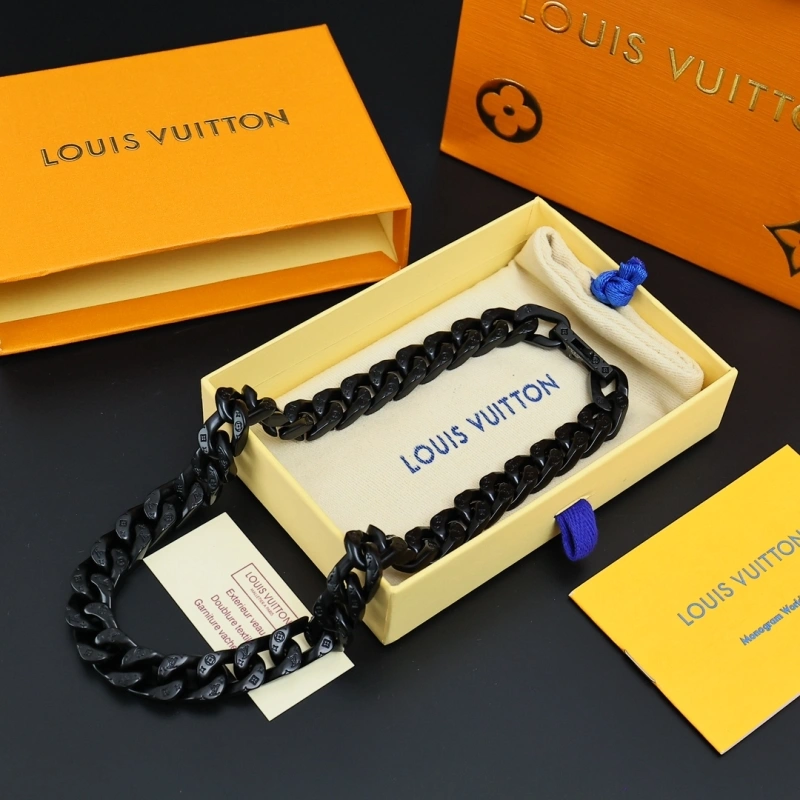 Factory-made Louis Vuitton Necklaces