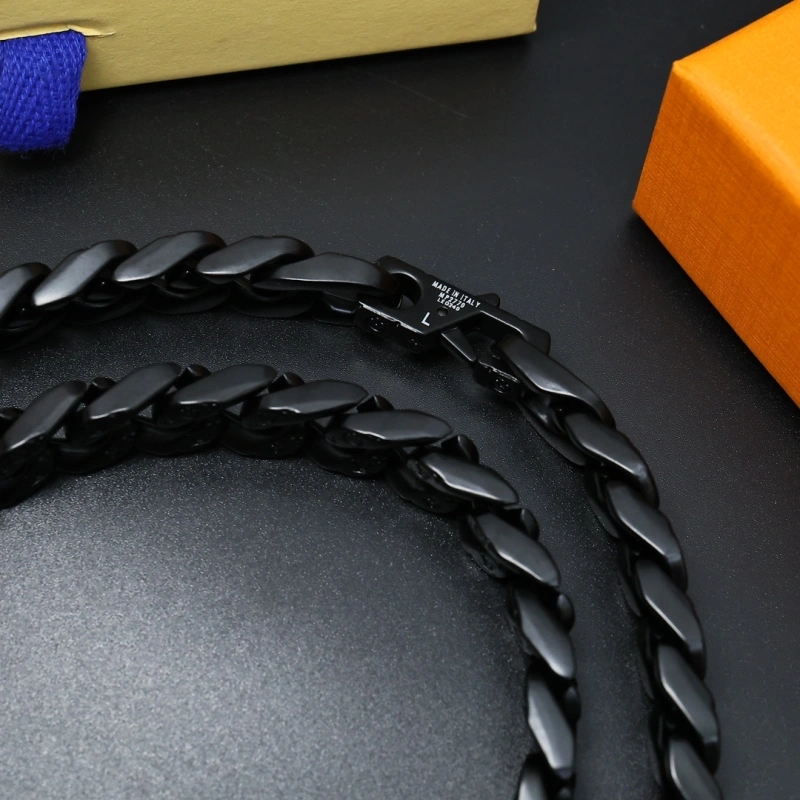 Factory-made Louis Vuitton Necklaces