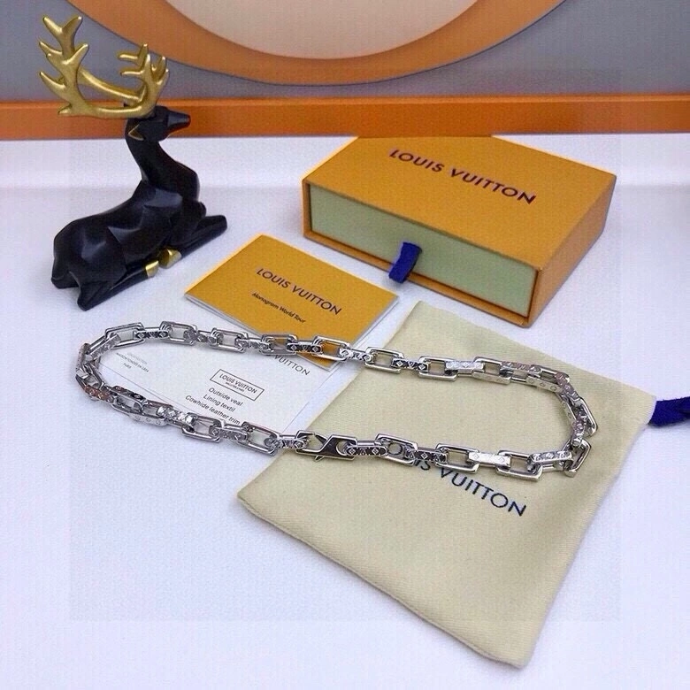 Low-cost Louis Vuitton Necklaces